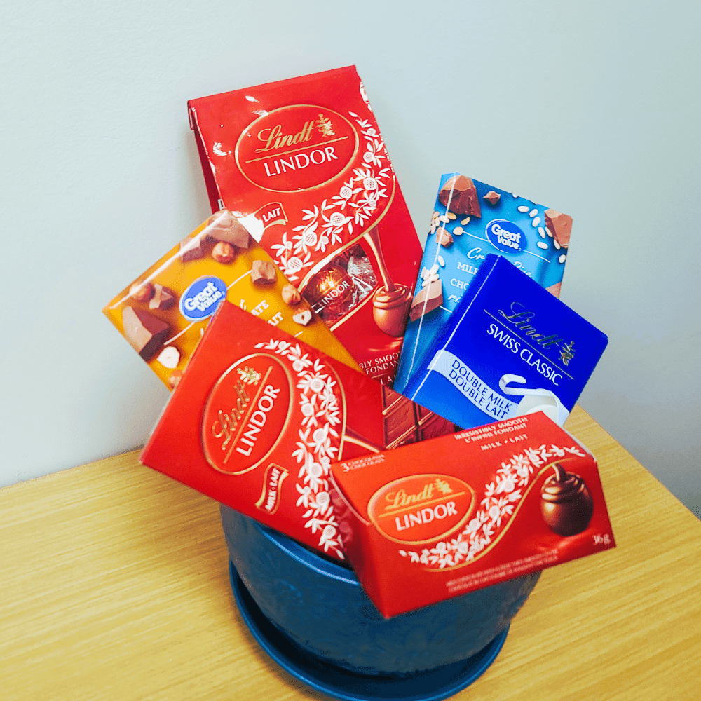 Chocolates in Ceramic Pot Gift Basket– MakeMyGift